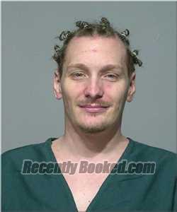 Recent Booking / Mugshot for Justin White in Milwaukee County, Wisconsin