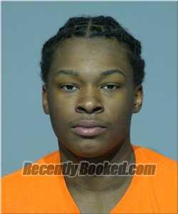 Recent Booking / Mugshot for Anterian Williams in Milwaukee County ...