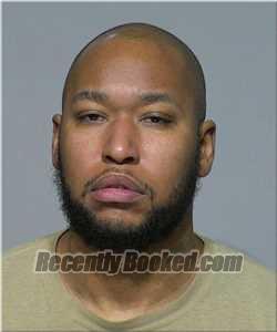 Recent Booking / Mugshot for Kenyatta Hunter in Milwaukee County, Wisconsin