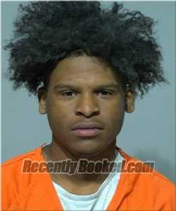 Recent Booking / Mugshot for Dion Freeman in Milwaukee County, Wisconsin