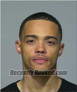 Recent Booking / Mugshot for Shawn Overton in Milwaukee County, Wisconsin