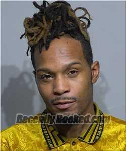 Recent Booking / Mugshot for Terrence Bell in Milwaukee County, Wisconsin