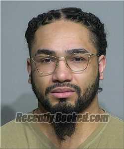 Recent Booking / Mugshot for Christian Malave in Milwaukee County ...