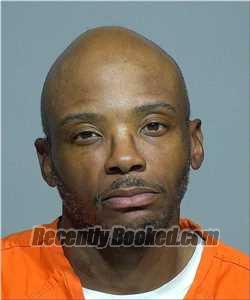 Recent Booking / Mugshot for Antwon Moore in Milwaukee County, Wisconsin