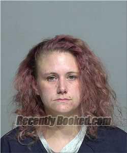 Recent Booking / Mugshot for Angela Edwards in Milwaukee County, Wisconsin