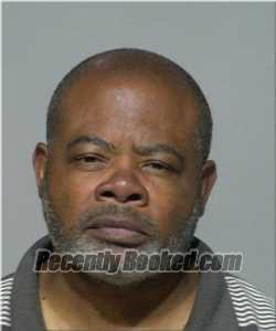 Recent Booking / Mugshot for Dwayne Pearce in Milwaukee County, Wisconsin