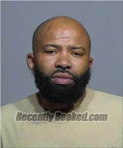 Recent Booking / Mugshot for Tyri Roquemore in Milwaukee County, Wisconsin
