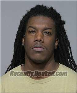 Recent Booking / Mugshot for Alfonso Moss in Milwaukee County, Wisconsin