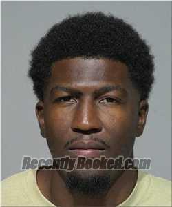 Recent Booking / Mugshot for Devon Shumpert in Milwaukee County, Wisconsin