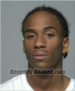 Recent Booking / Mugshot for Dedric Summerville in Milwaukee County ...