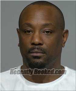 Recent Booking / Mugshot for Aaron Harris in Milwaukee County, Wisconsin