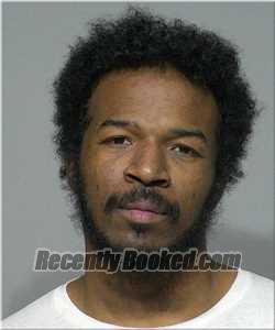 Recent Booking / Mugshot for Michael Southern in Milwaukee County ...