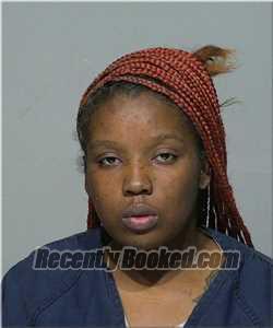 Recent Booking / Mugshot for Alize Jackson in Milwaukee County, Wisconsin