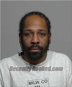 Recent Booking / Mugshot for Lonnell Johnson in Milwaukee County, Wisconsin
