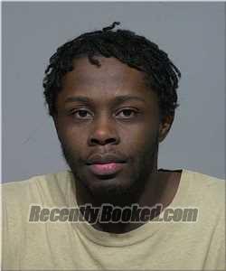 Recent Booking / Mugshot for Dezmond Walker in Milwaukee County, Wisconsin
