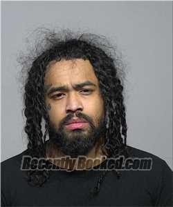 Recent Booking / Mugshot for Deangelo Thomas in Milwaukee County, Wisconsin