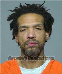 Recent Booking / Mugshot for Anthony Frazier in Milwaukee County, Wisconsin