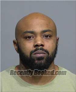 Recent Booking / Mugshot for Adante Econner in Milwaukee County, Wisconsin