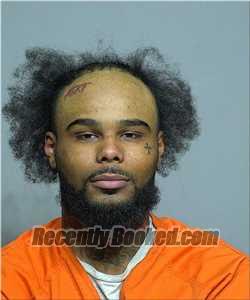 Recent Booking / Mugshot for Elijah Thompson in Milwaukee County, Wisconsin