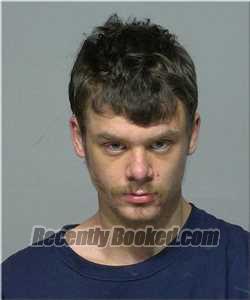 Recent Booking / Mugshot for Christopher Larrick in Milwaukee County ...
