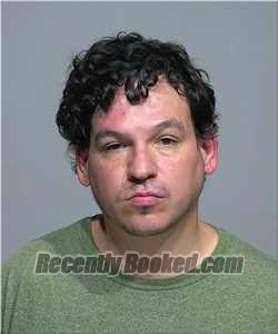 Recent Booking / Mugshot for Emmanuel Flores in Milwaukee County, Wisconsin
