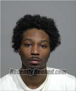 Recent Booking / Mugshot for Devin Long in Milwaukee County, Wisconsin