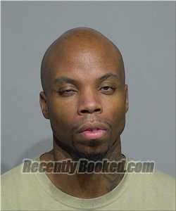 Recent Booking / Mugshot for Jonathan Hayes in Milwaukee County, Wisconsin