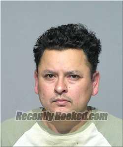 Recent Booking / Mugshot for Dorian Nunez Santos in Milwaukee County ...