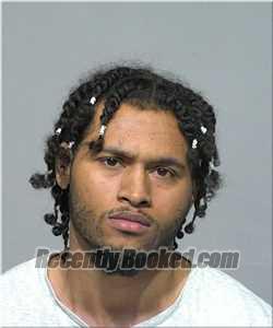 Recent Booking / Mugshot for Desmond Smith in Milwaukee County, Wisconsin