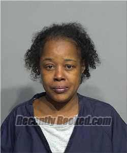Recent Booking / Mugshot for Tenisha Johnson in Milwaukee County, Wisconsin