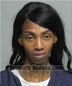 Recent Booking / Mugshot for Lashonda Cox in Milwaukee County, Wisconsin