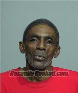 Recent Booking / Mugshot for Ronald Davis in Milwaukee County, Wisconsin