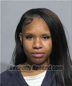 Recent Booking / Mugshot for Tonetta Washington in Milwaukee County ...
