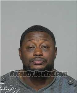 Recent Booking / Mugshot for Darnell Hoskins in Milwaukee County, Wisconsin