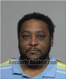 Recent Booking / Mugshot for Reginald Harris in Milwaukee County, Wisconsin
