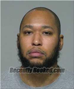 Recent Booking / Mugshot for Kenyatta Hunter in Milwaukee County, Wisconsin
