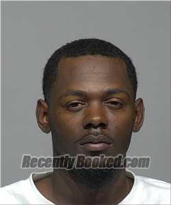 Recent Booking / Mugshot for Darnell Harris in Milwaukee County, Wisconsin