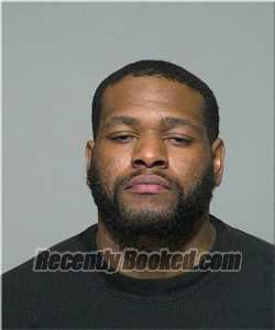 Recent Booking / Mugshot for Mario Sumlin in Milwaukee County, Wisconsin