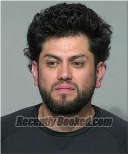 Recent Booking / Mugshot for Ruben Urista Delrio in Milwaukee County ...