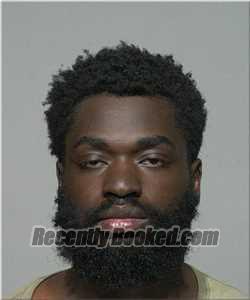 Recent Booking / Mugshot for Johnny Chambers in Milwaukee County, Wisconsin