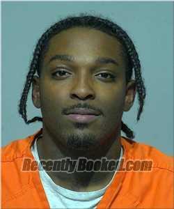 Recent Booking / Mugshot for Montrell Williams in Milwaukee County ...