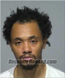 Recent Booking / Mugshot for Lewis Davis in Milwaukee County, Wisconsin