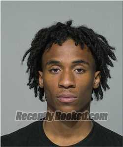 Recent Booking / Mugshot for Dedric Summerville in Milwaukee County ...