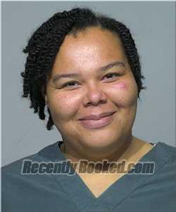 Recent Booking / Mugshot for Shaniqua Alexander in Milwaukee County ...