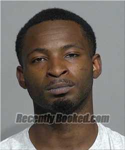 Recent Booking / Mugshot for Sean Jones-Smith in Milwaukee County ...