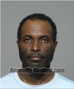 Recent Booking / Mugshot for Charles Thompson in Milwaukee County ...