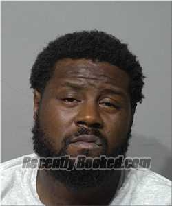 Recent Booking / Mugshot for Ronnell Shaw in Milwaukee County, Wisconsin