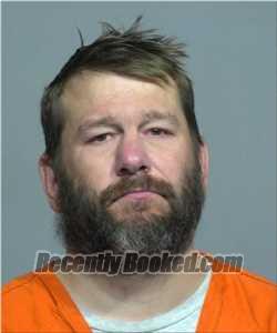 Recent Booking / Mugshot for Christopher Paulus in Milwaukee County ...