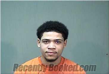 Recent Booking / Mugshot for Ivyon Wade in Ozaukee County, Wisconsin