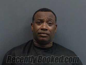 Recent Booking / Mugshot for DEMETRIUS DEMOND ROBBINSON in Gregg County ...